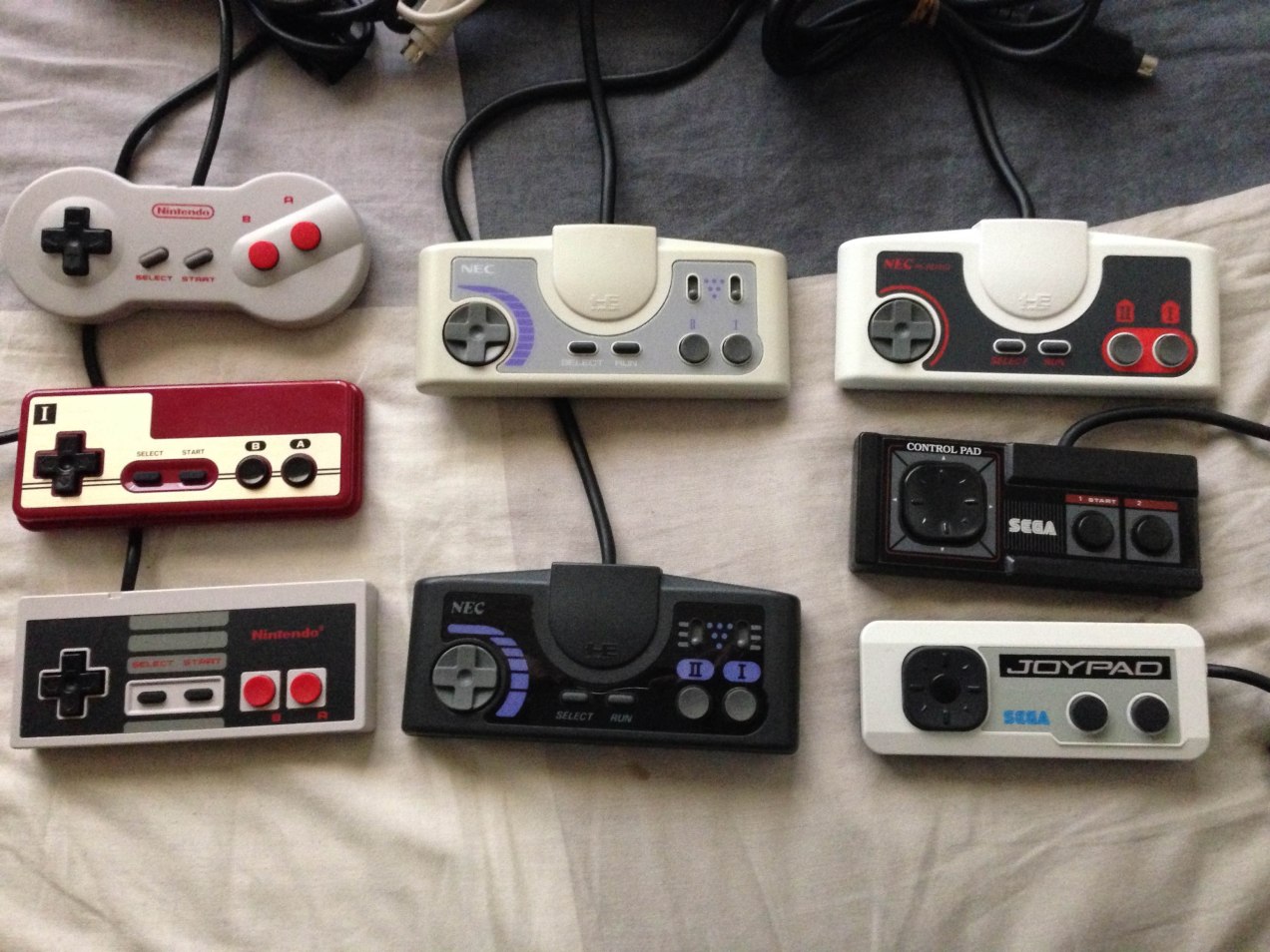 8-bit controllers – Nintendo Sega Japan!