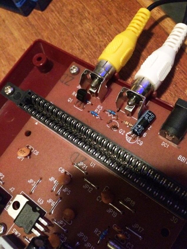 Famulator (ファミレータ) Famicom clone (+mod to fix the audio) – Nintendo ...