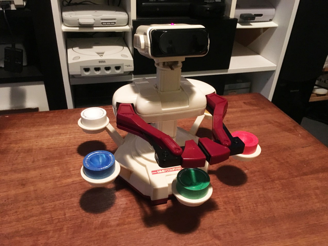 Family Computer Robot (ファミリーコンピュータ ロボット) – The Japanese R.O.B ...